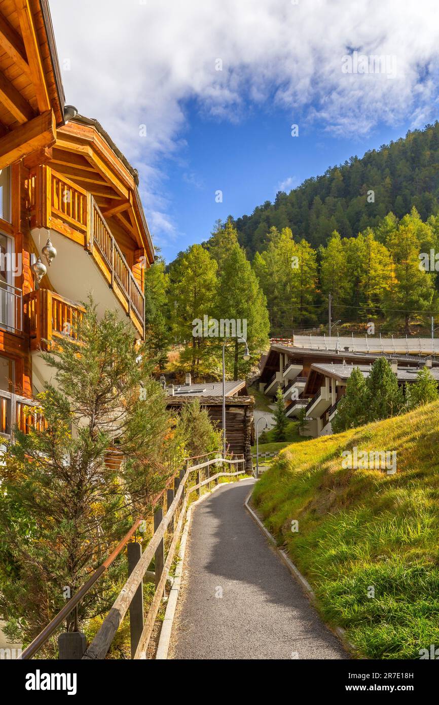 Zermatt, alpine village, Switzerland, Swiss Alps colorful autumn ...