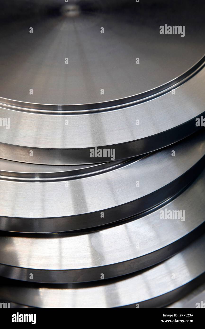 Milling cylinders hi-res stock photography and images - Alamy