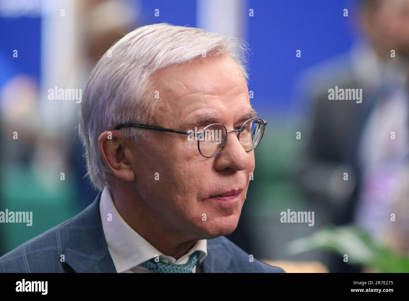 Sports figure hi-res stock photography and images - Alamy