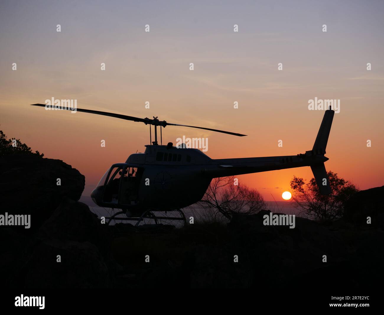 Sunsethelicopter hi-res stock photography and images - Alamy