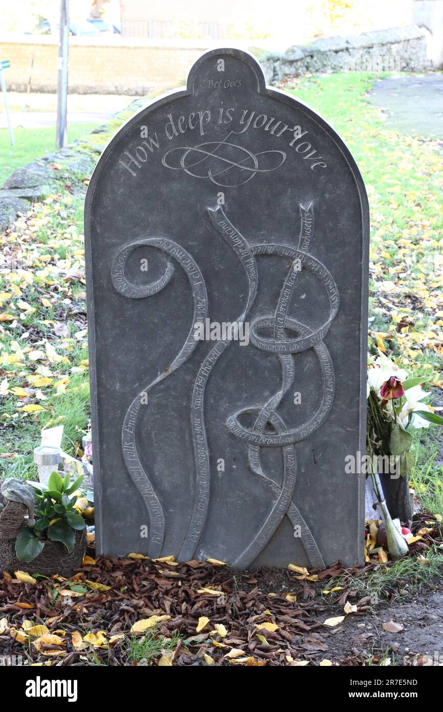 Reverse of headstone of Grave of Robin Gibb of The Bee Gees, St Mary's ...