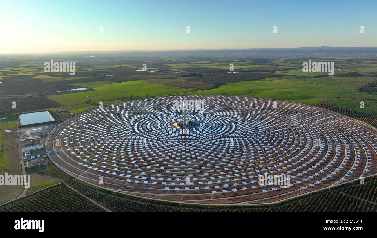 Thermo solar hi-res stock photography and images - Alamy