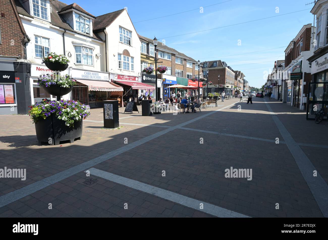 The town centre in Horley Surrey on a hot summers day in June Stock ...