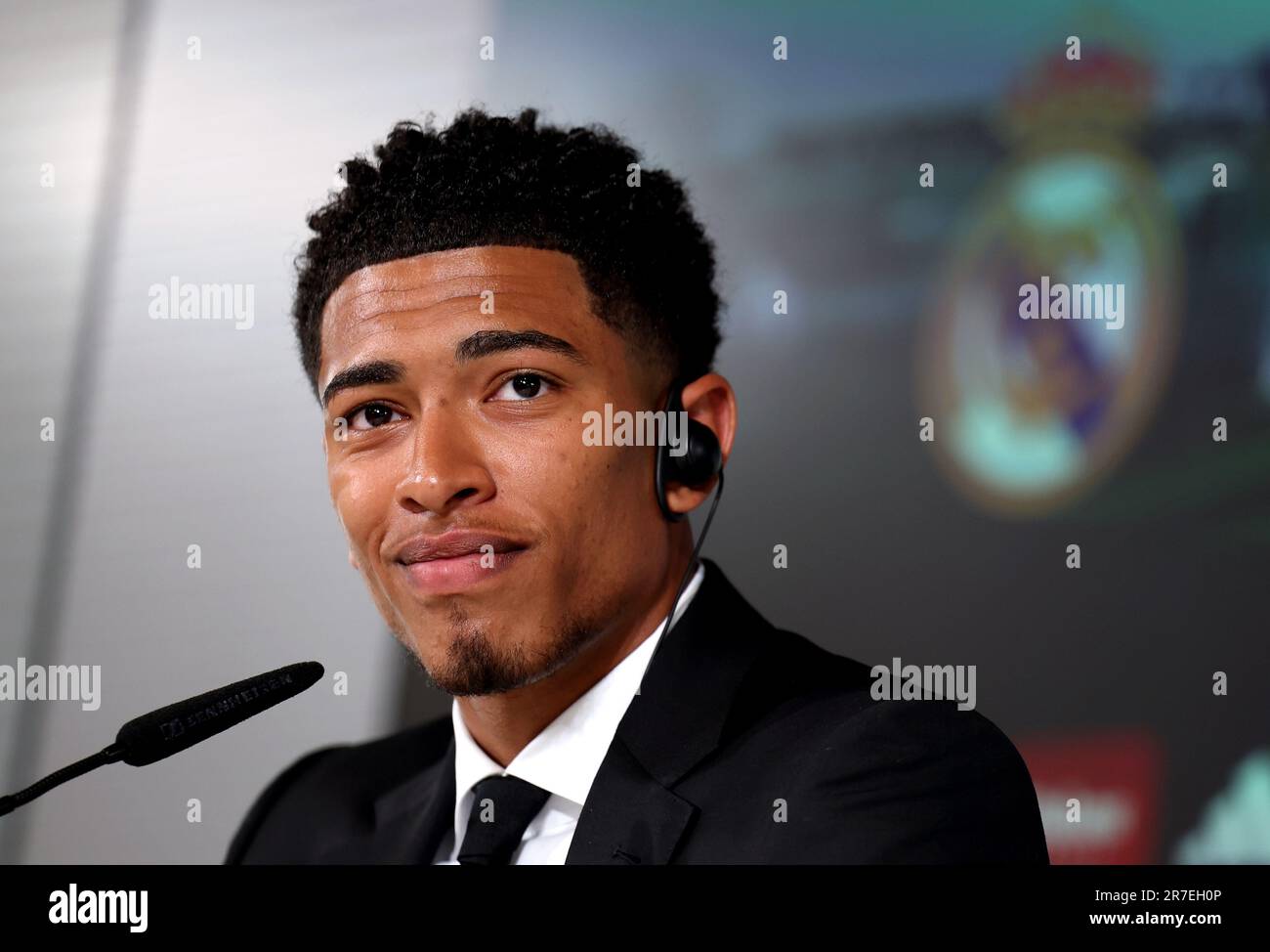 Jude bellingham real madrid 2023 hi-res stock photography and images ...