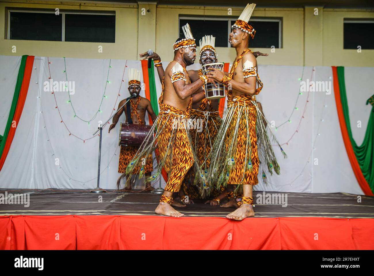 Members of the Sidi Dhamaal Sidi Goma - Saiyad Akbarmiya Gulamali ...