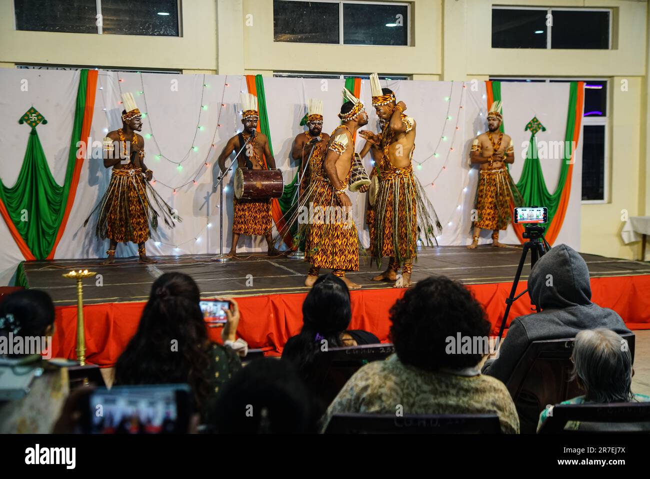 Members of the Sidi Dhamaal Sidi Goma - Saiyad Akbarmiya Gulamali ...