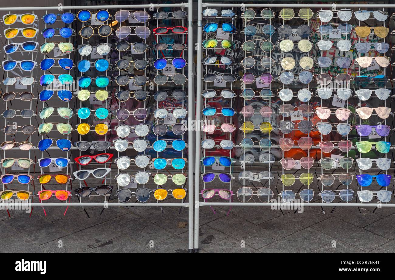 Uv sun hi-res stock photography and images - Alamy