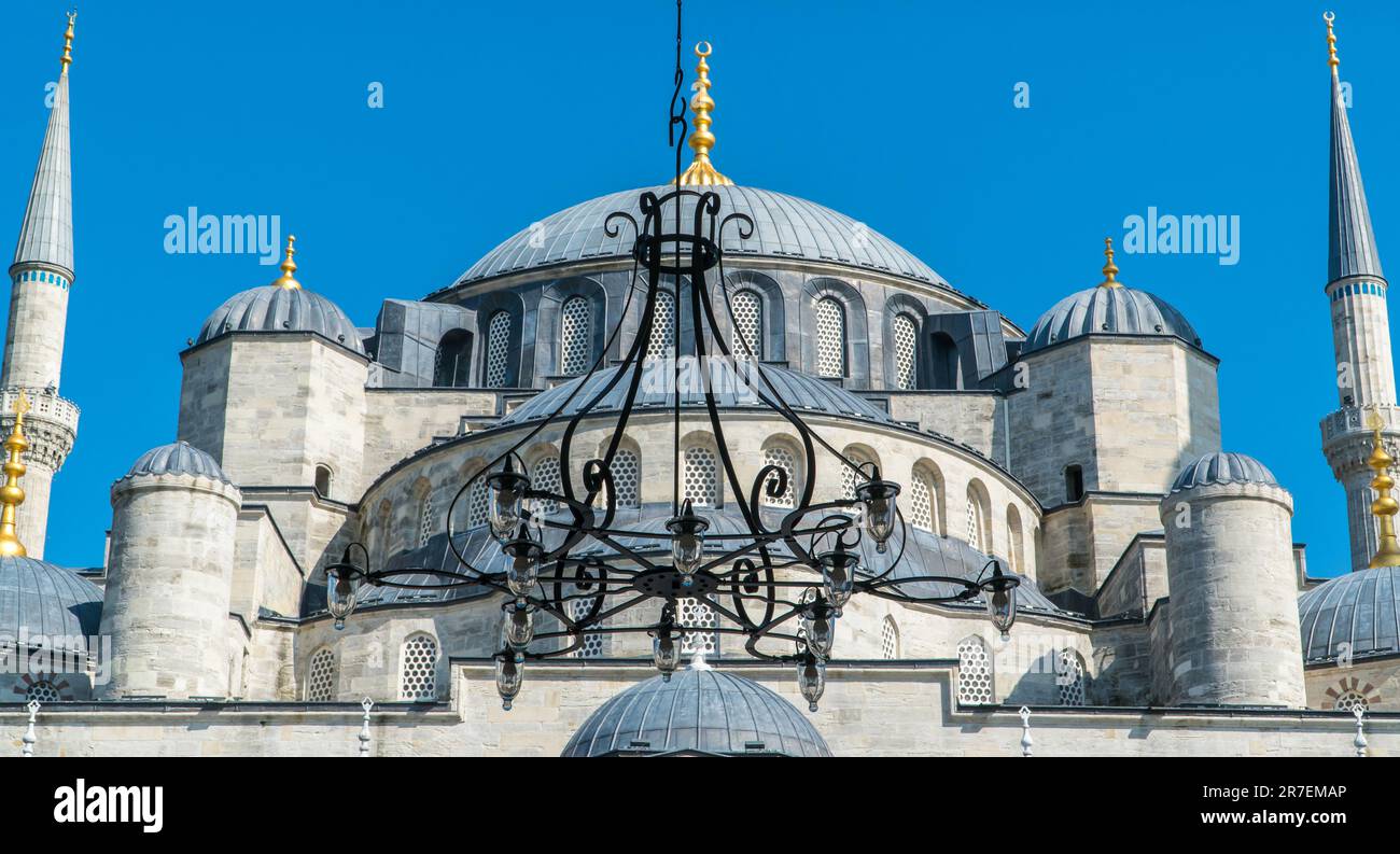 Suleymaniye Mosque in Istanbul Turkey. Famous landmarks in Turkey ...