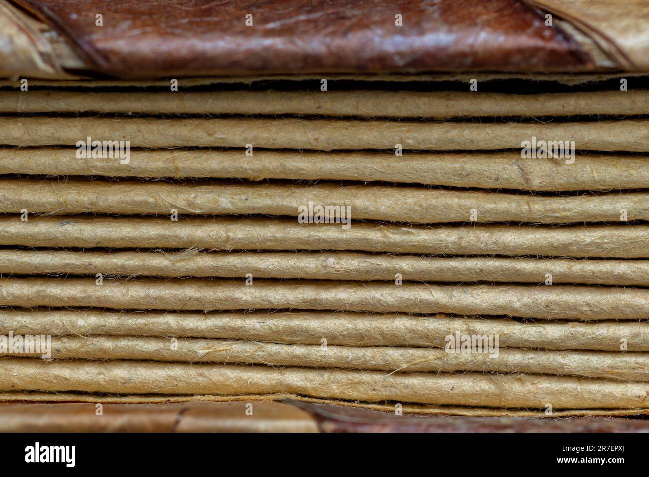 Vintage old retro aged paper hi-res stock photography and images - Alamy