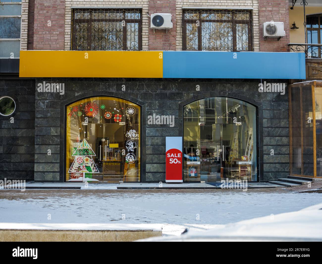 Beautiful facade of a pub, cafe, shop Stock Photo - Alamy