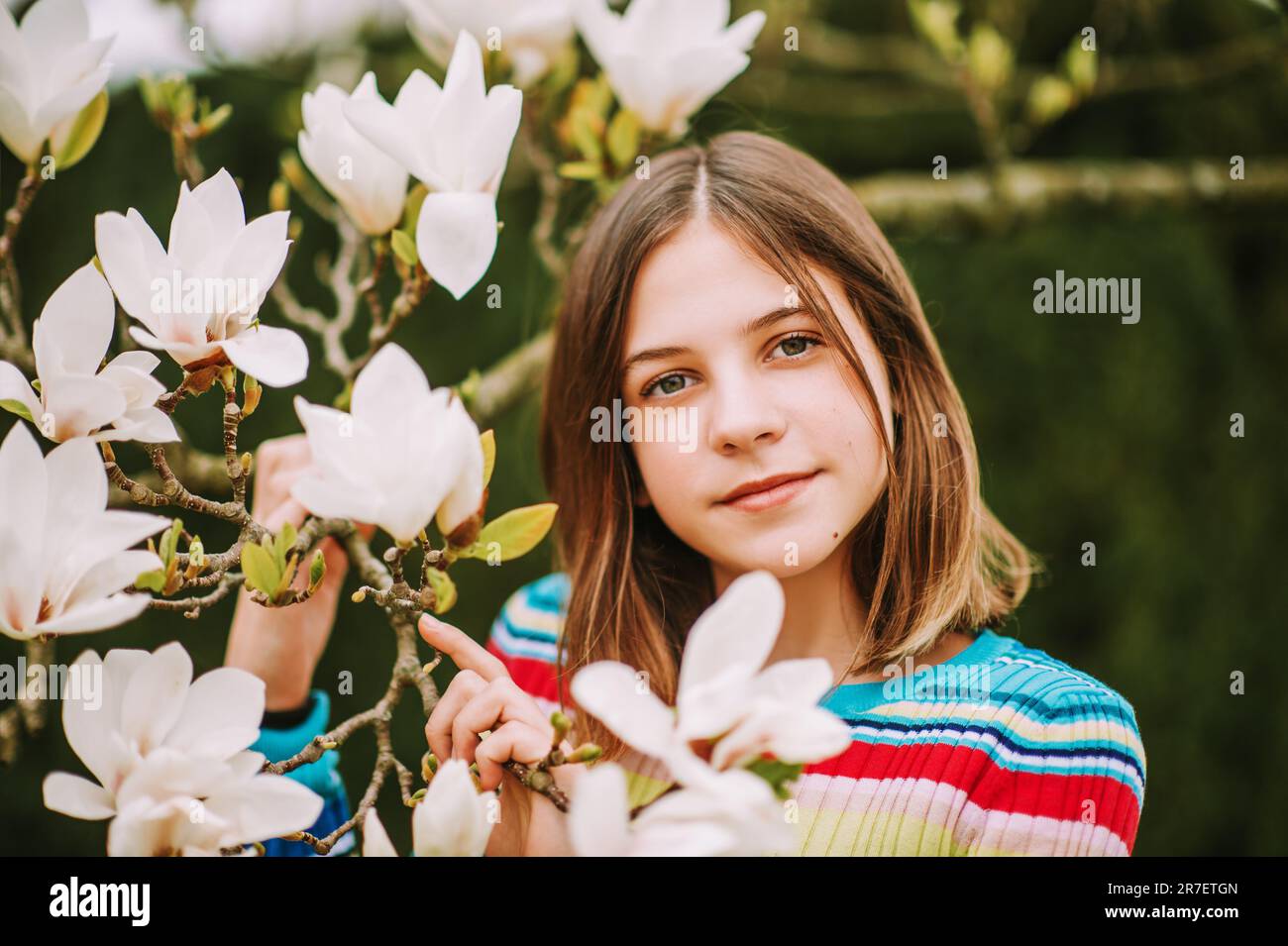 Outdoor portrait of young preteen 12 year old girl Stock Photo - Alamy