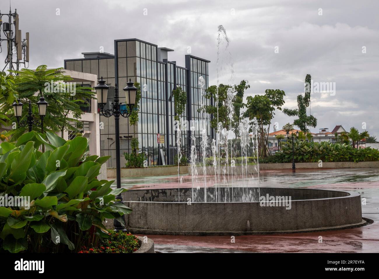 Customer experience facility hi-res stock photography and images - Alamy
