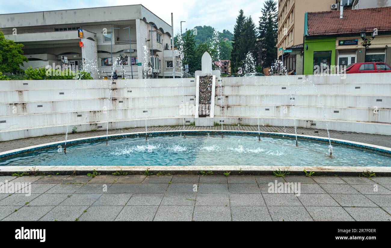 White water fountain sign hi-res stock photography and images - Alamy