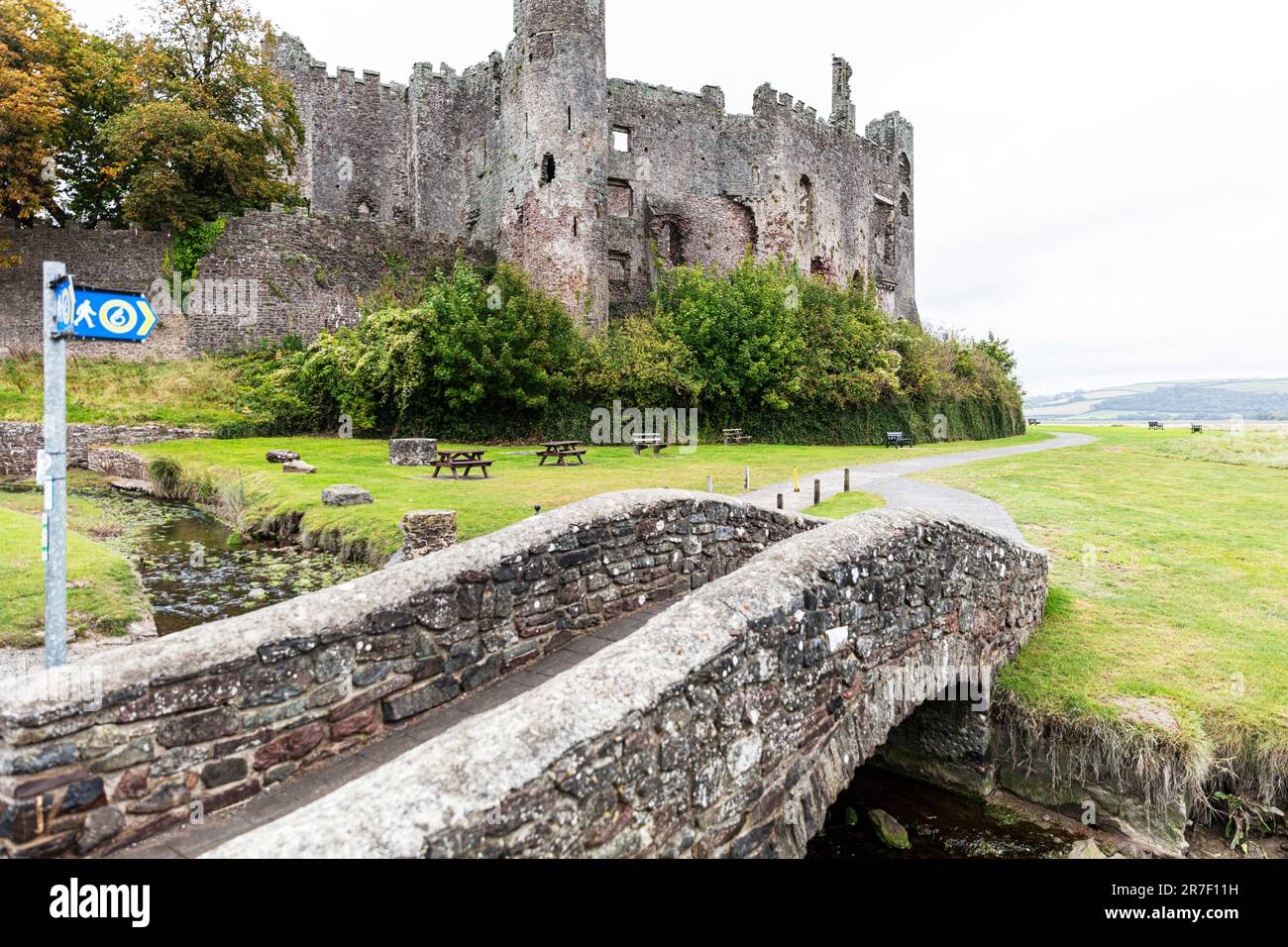 Laugharne Castle, Carmarthenshire, Wales, UK, river Taf, Laugharne UK ...