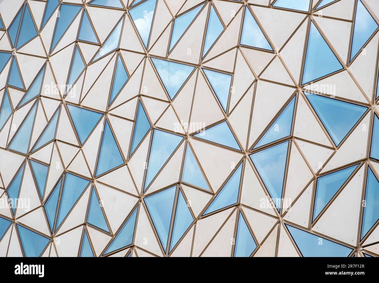 Facade detail, Education City Mosque, Minaretein building, Al Rayyan ...
