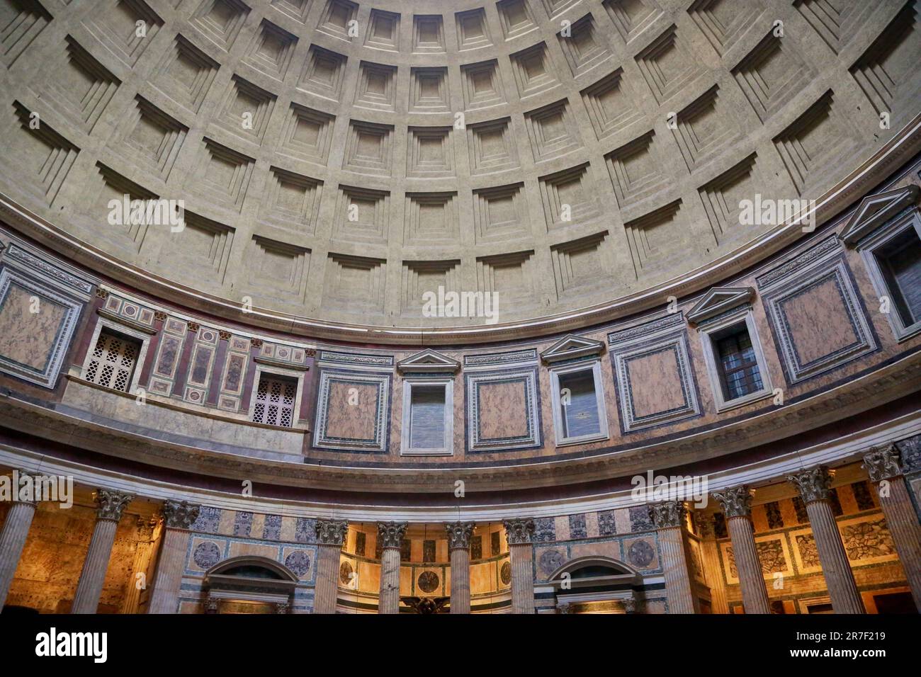 The interior of the Pantheon, in Rome, italy Stock Photo - Alamy