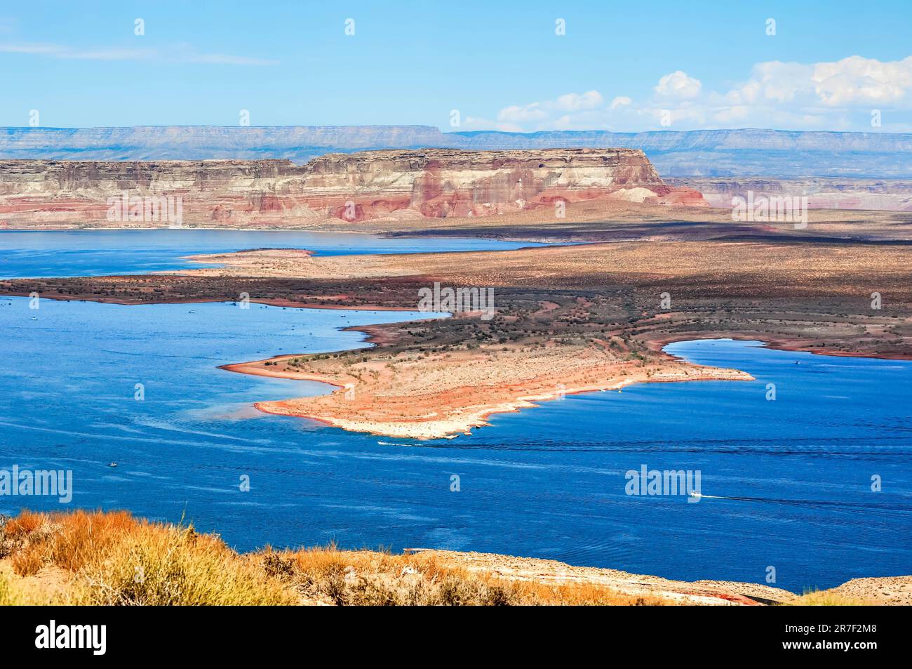 Aerial view of the stunning and tranquil landscape of Lake Powell, with ...