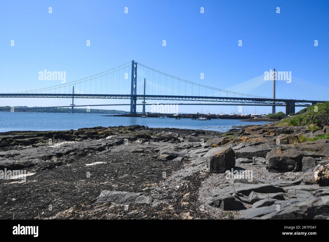 Scotland queensferry lighthouse hi-res stock photography and images - Alamy