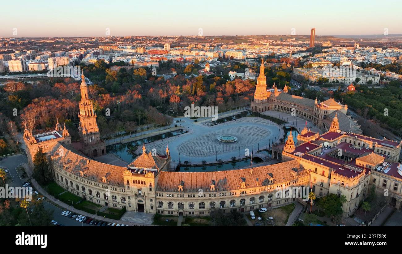 4k fountain hi-res stock photography and images - Alamy