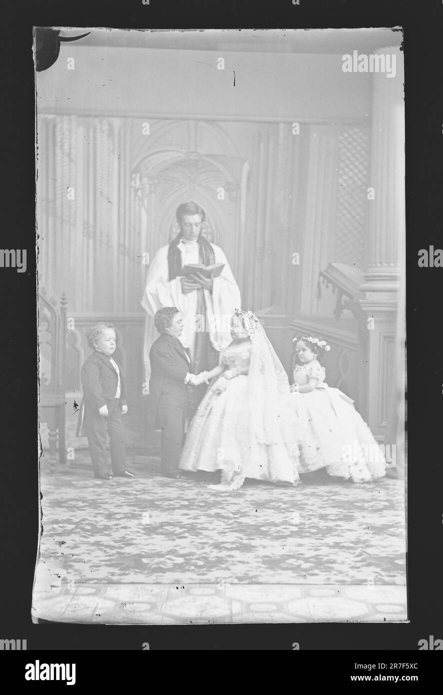 Strattons, G.W.M. Nutt and Minnie Warren (wedding party) c. 1860-1870 ...