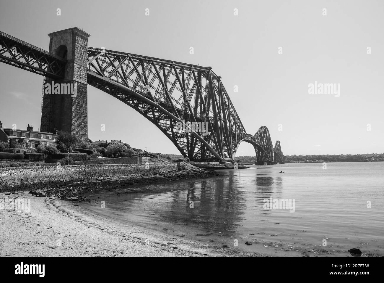 Arch cantilever bridge Black and White Stock Photos & Images - Alamy
