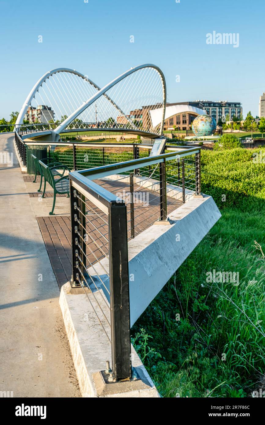 A view of the Minto Island Bridge and Eco-Earth Globe at Riverfront ...