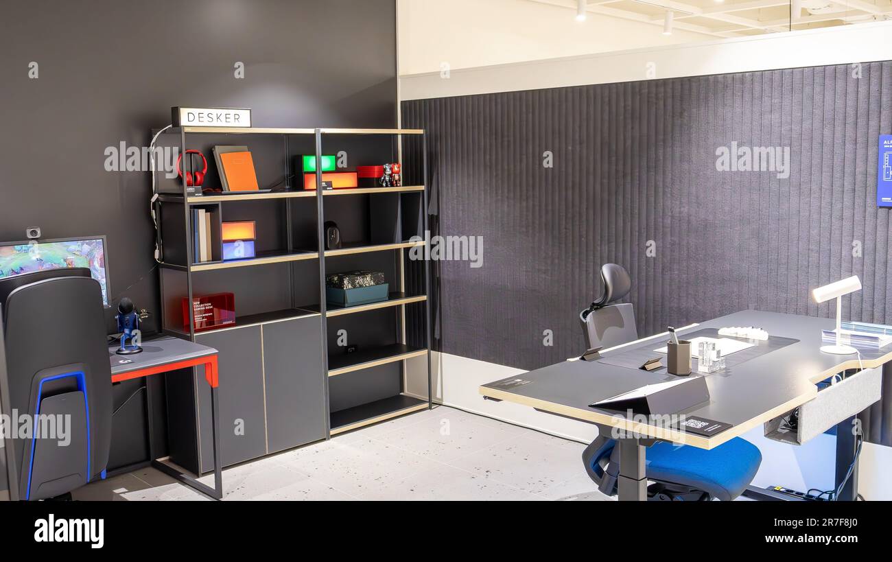 Innovative office layouts hi-res stock photography and images - Alamy