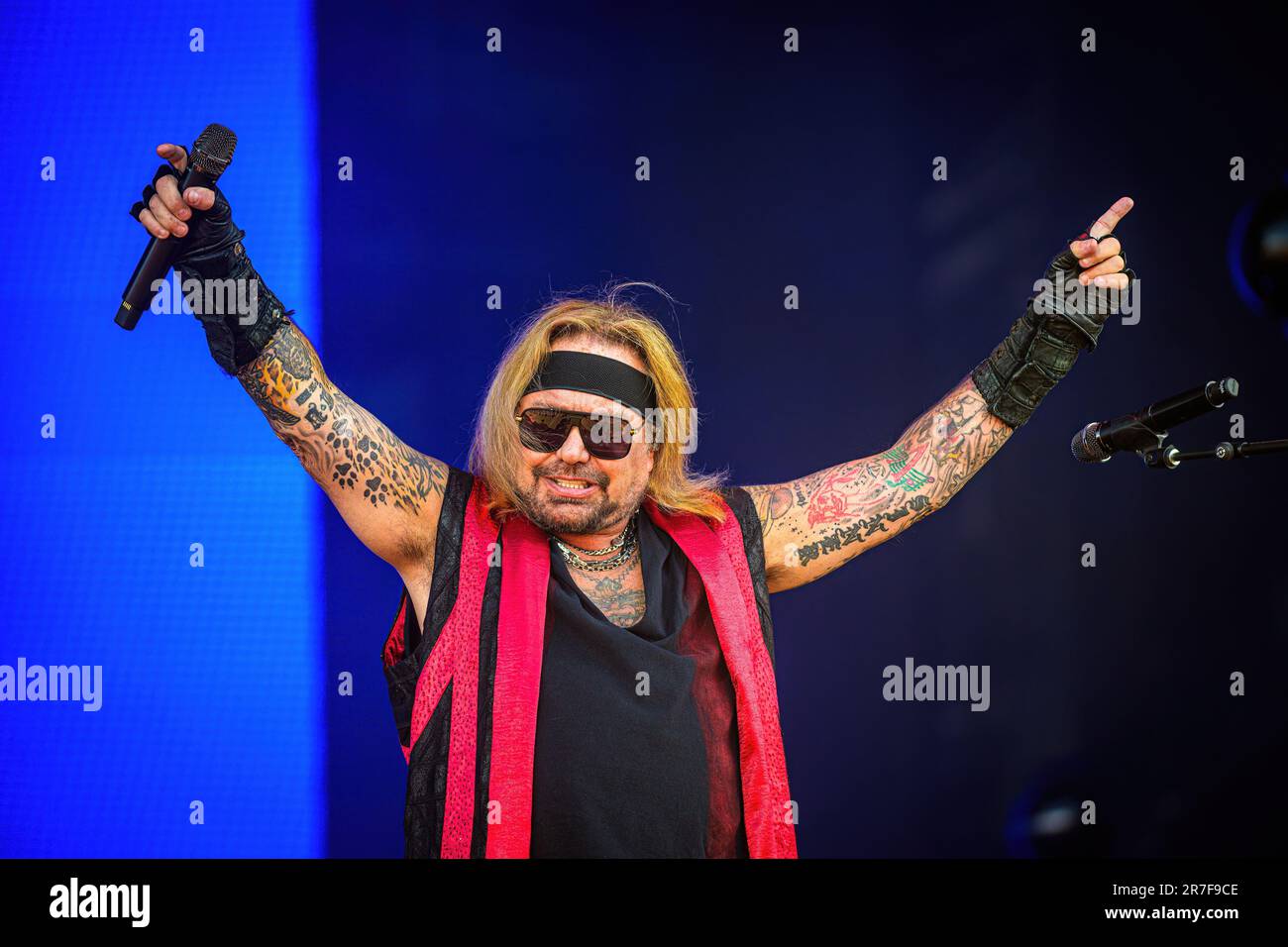 Vincent neil wharton hi-res stock photography and images - Alamy