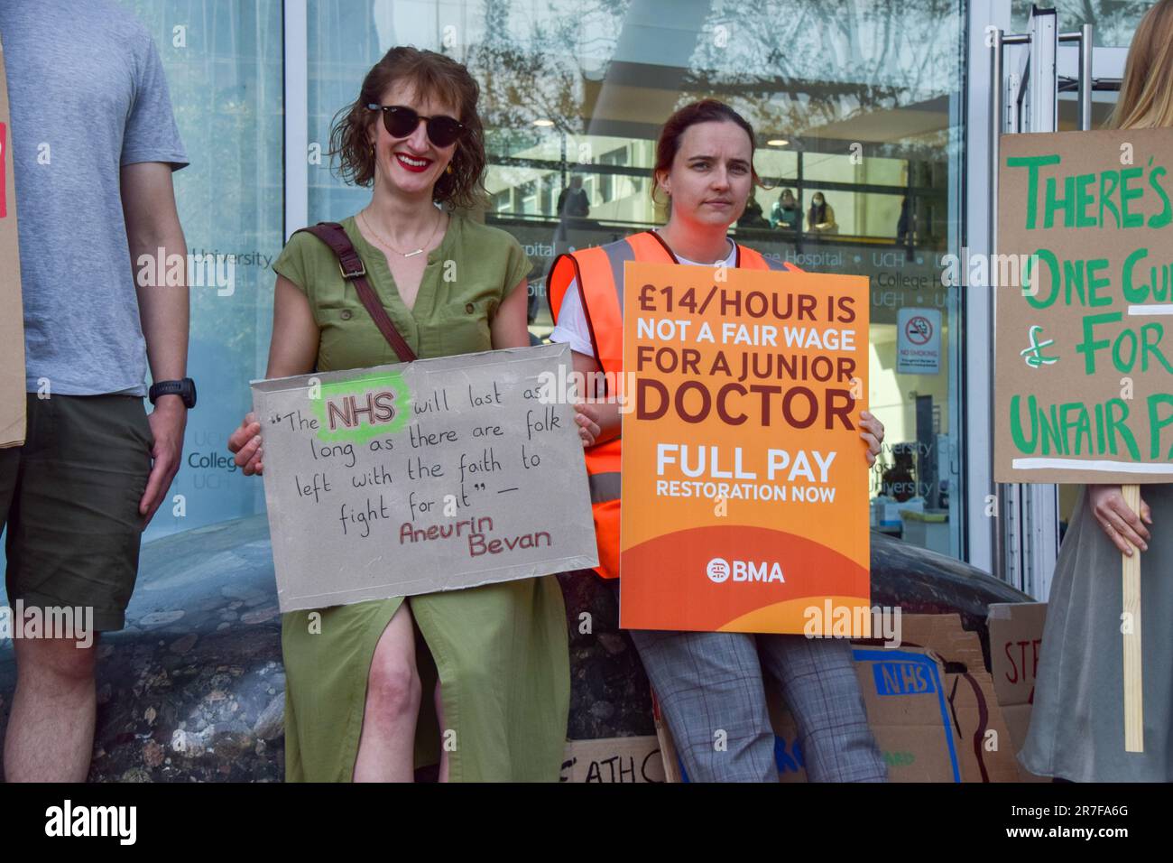 London, UK. 15th June 2023. Junior doctors stand at the British Medical ...