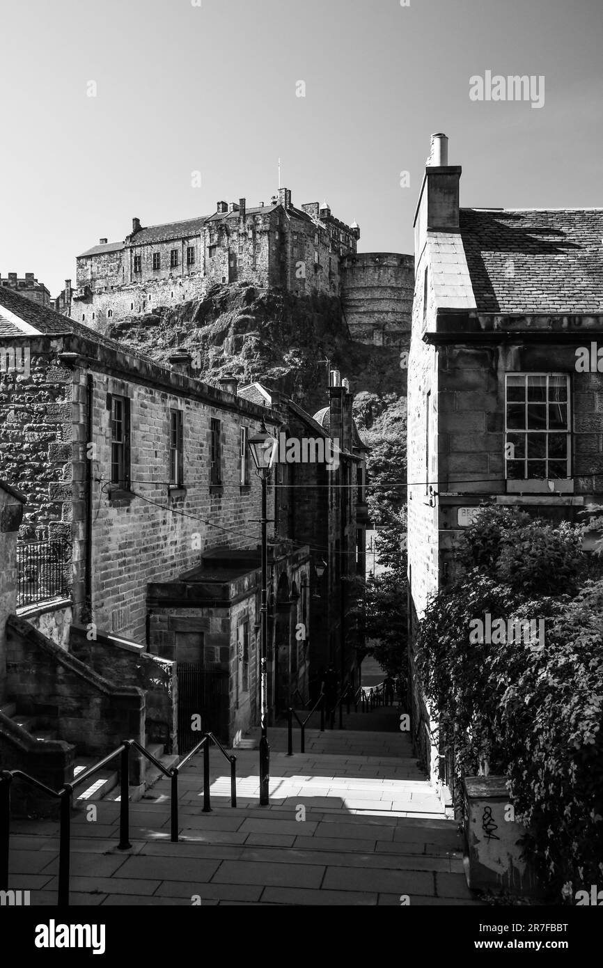 Giles cathedral edinburgh Black and White Stock Photos & Images - Alamy