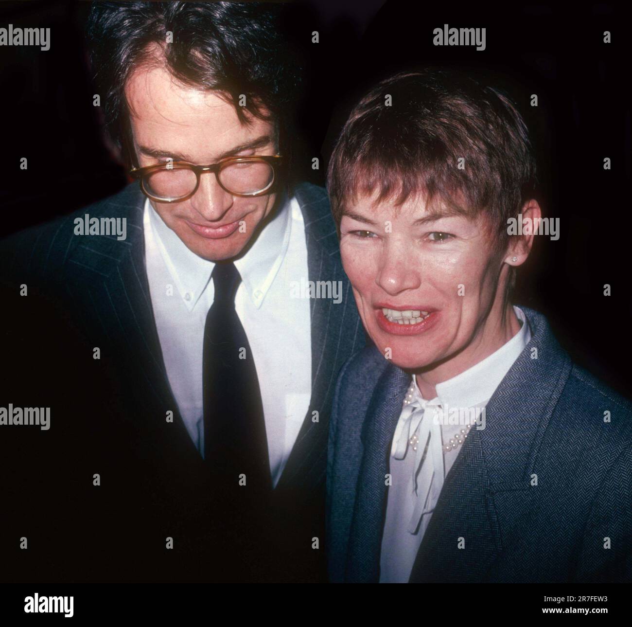 **FILE PHOTO** Glenda Jackson Has Passed Away. Warren Beatty and Glenda ...