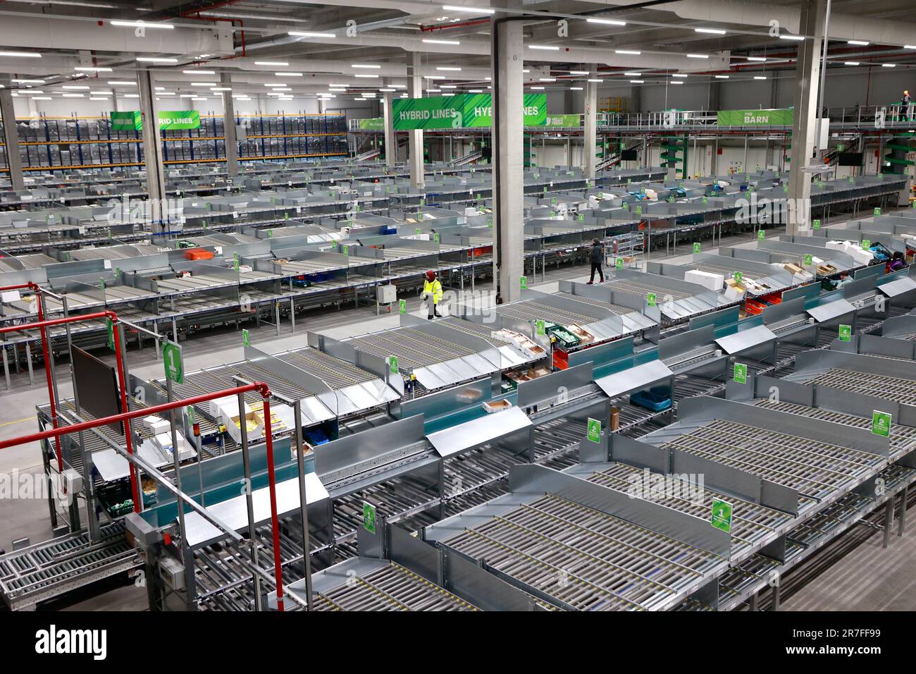Barleben, Germany. 15th June, 2023. View of HelloFresh's shipping hall ...