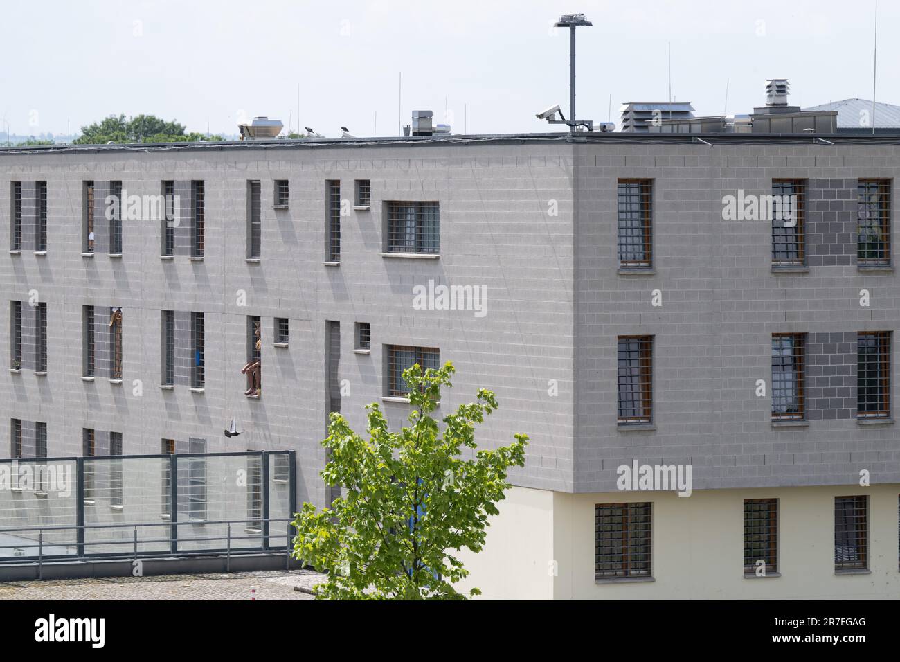 Prison wing hi-res stock photography and images - Alamy