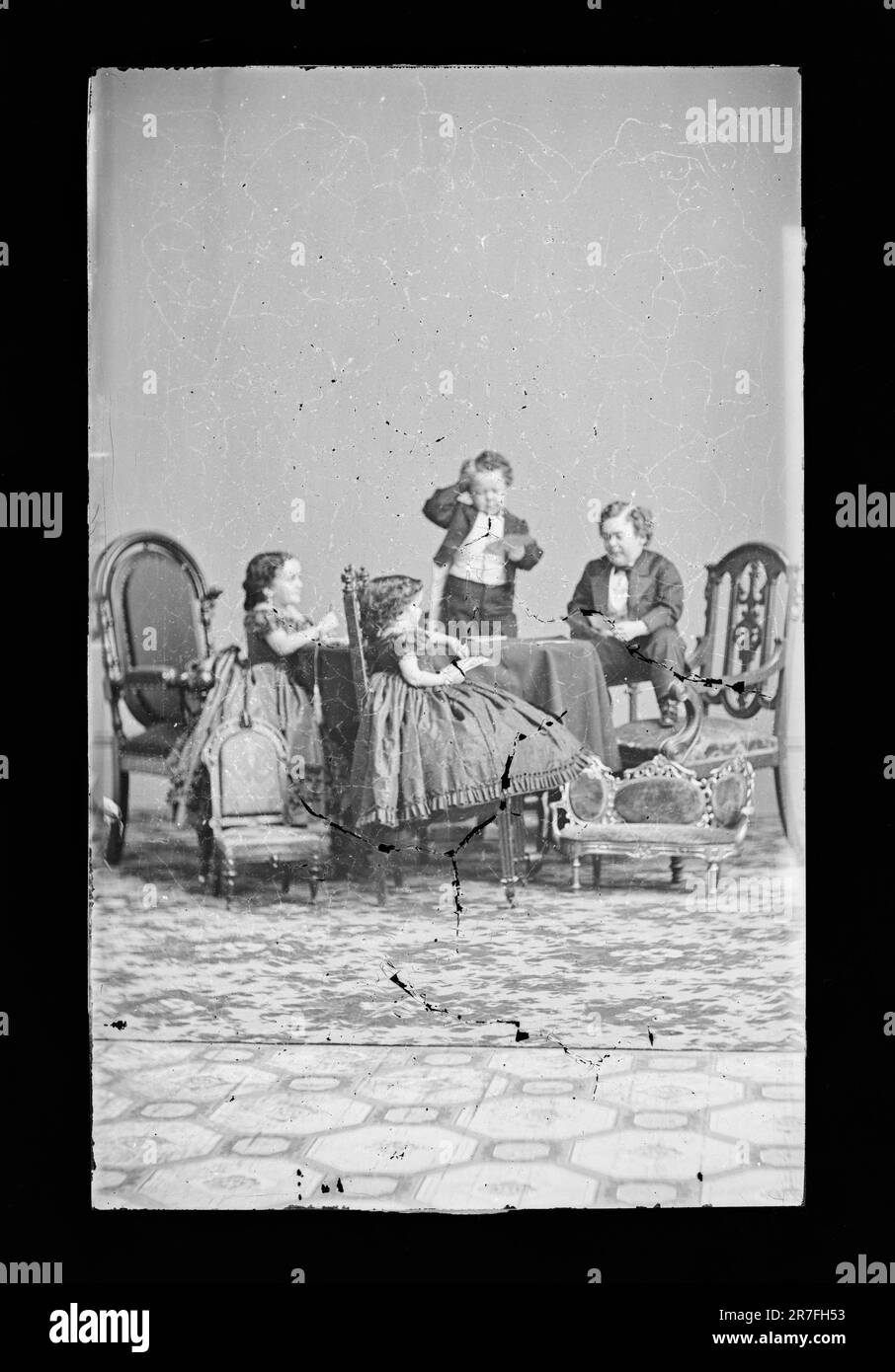Strattons, G.W.M Nutt, and Minnie Warren c. 1860-1870 Stock Photo - Alamy