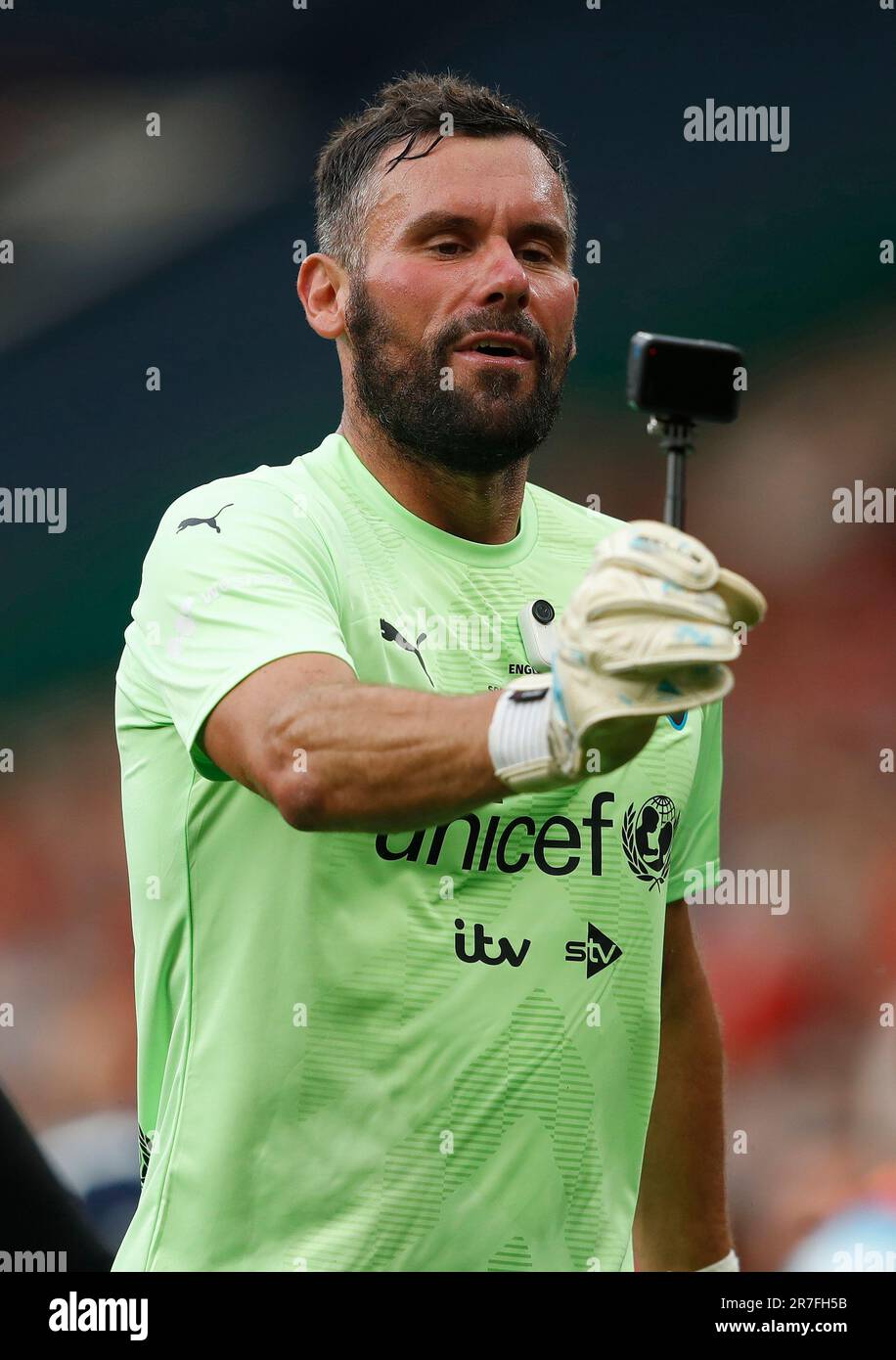 Soccer Aid World XI's Ben Foster records himself for his YouTube ...