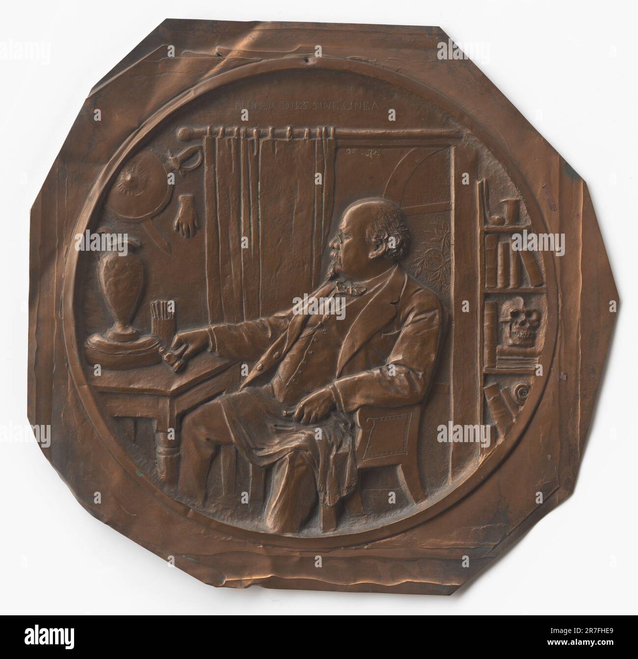 Bas relief portraits hi-res stock photography and images - Alamy