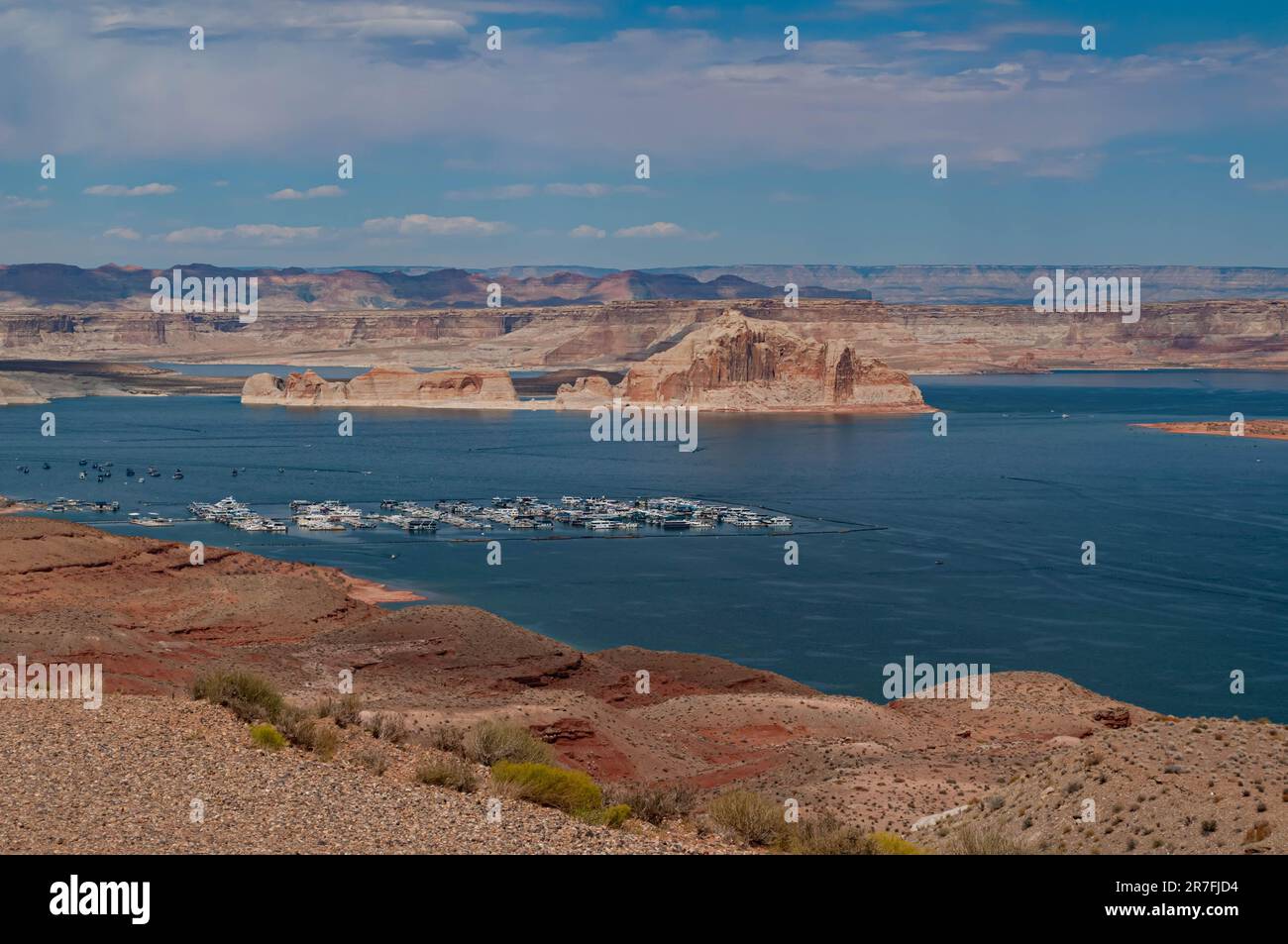 A beautiful landscape with a lake in the middle Stock Photo - Alamy