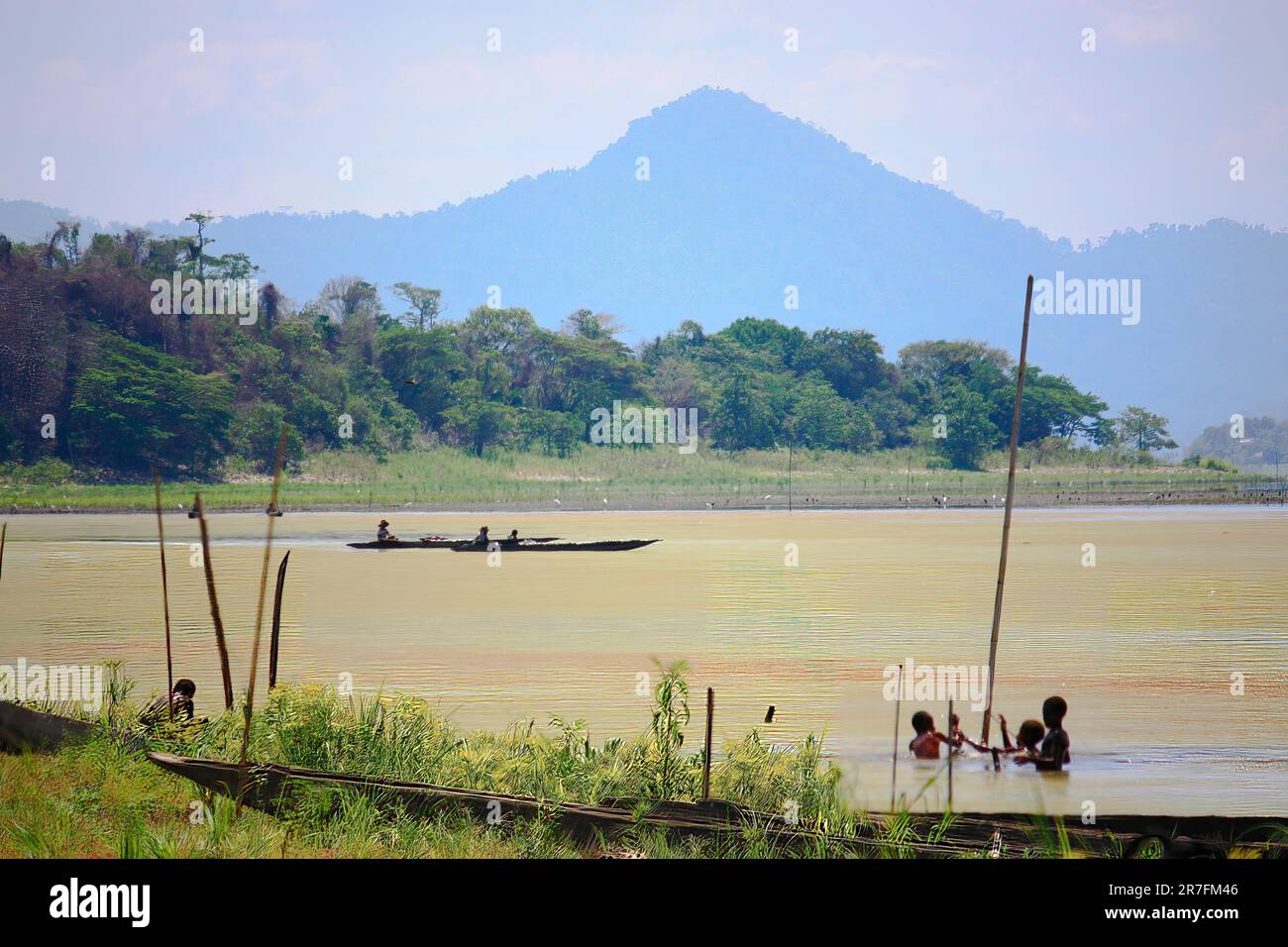 Chambri hi-res stock photography and images - Alamy