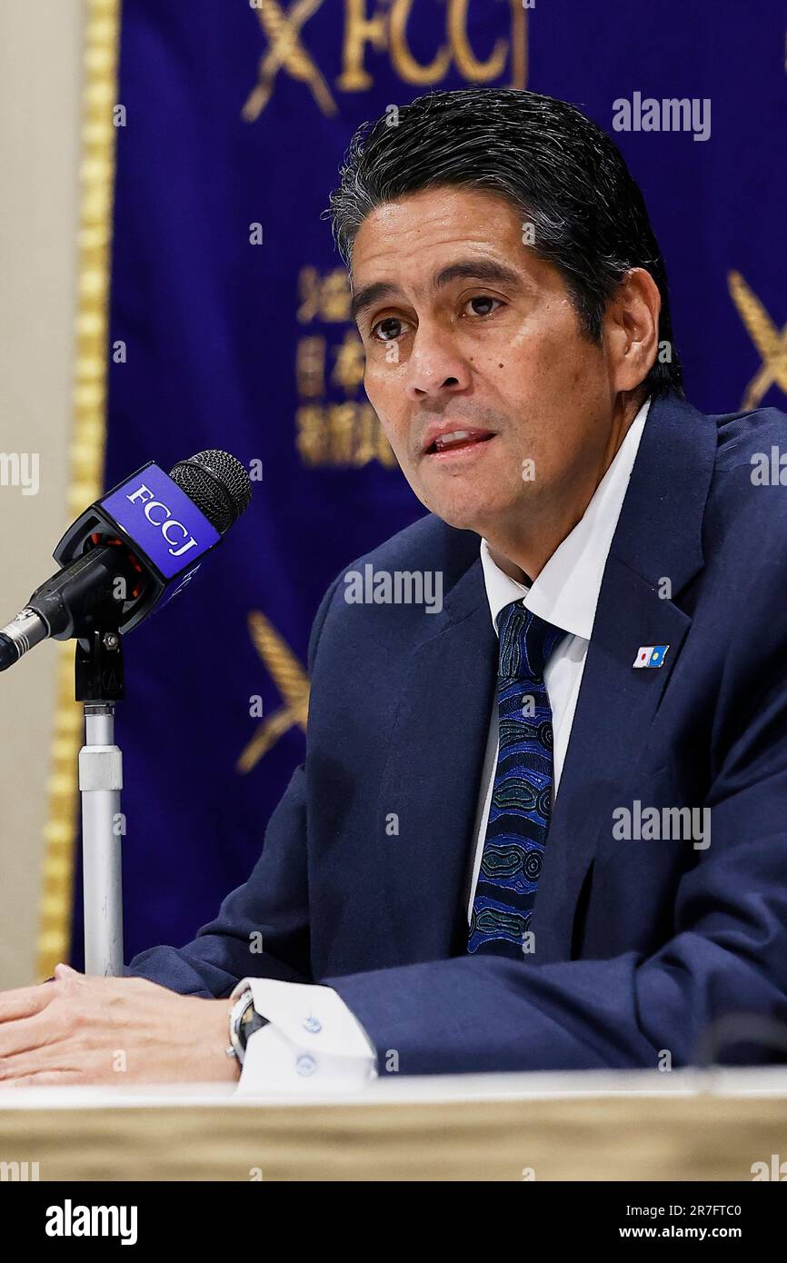 Accidental discharge hi-res stock photography and images - Alamy