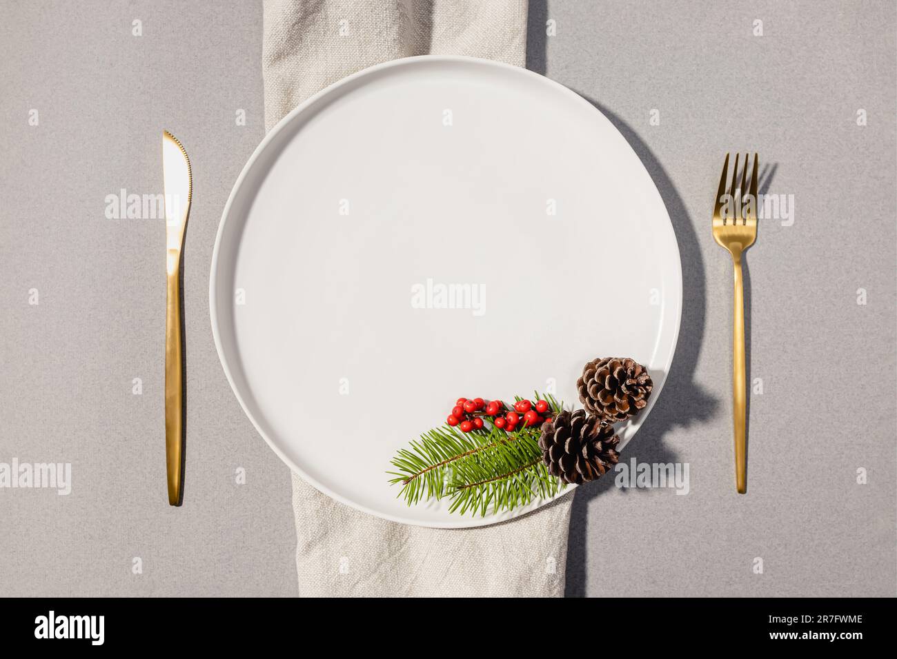 Top view cutlery decorated hi-res stock photography and images - Alamy