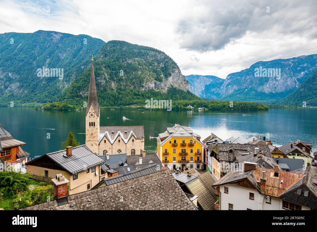 Famous Hallstatt city panorama with typical church near the Hallstatter ...