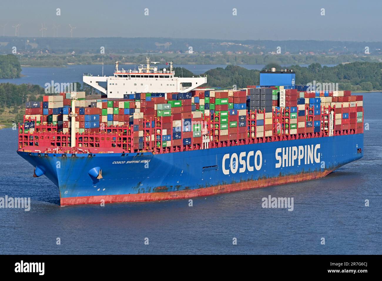 Ultra large Containership COSCO SHIPPING NEBULA inbound for Hamburg ...