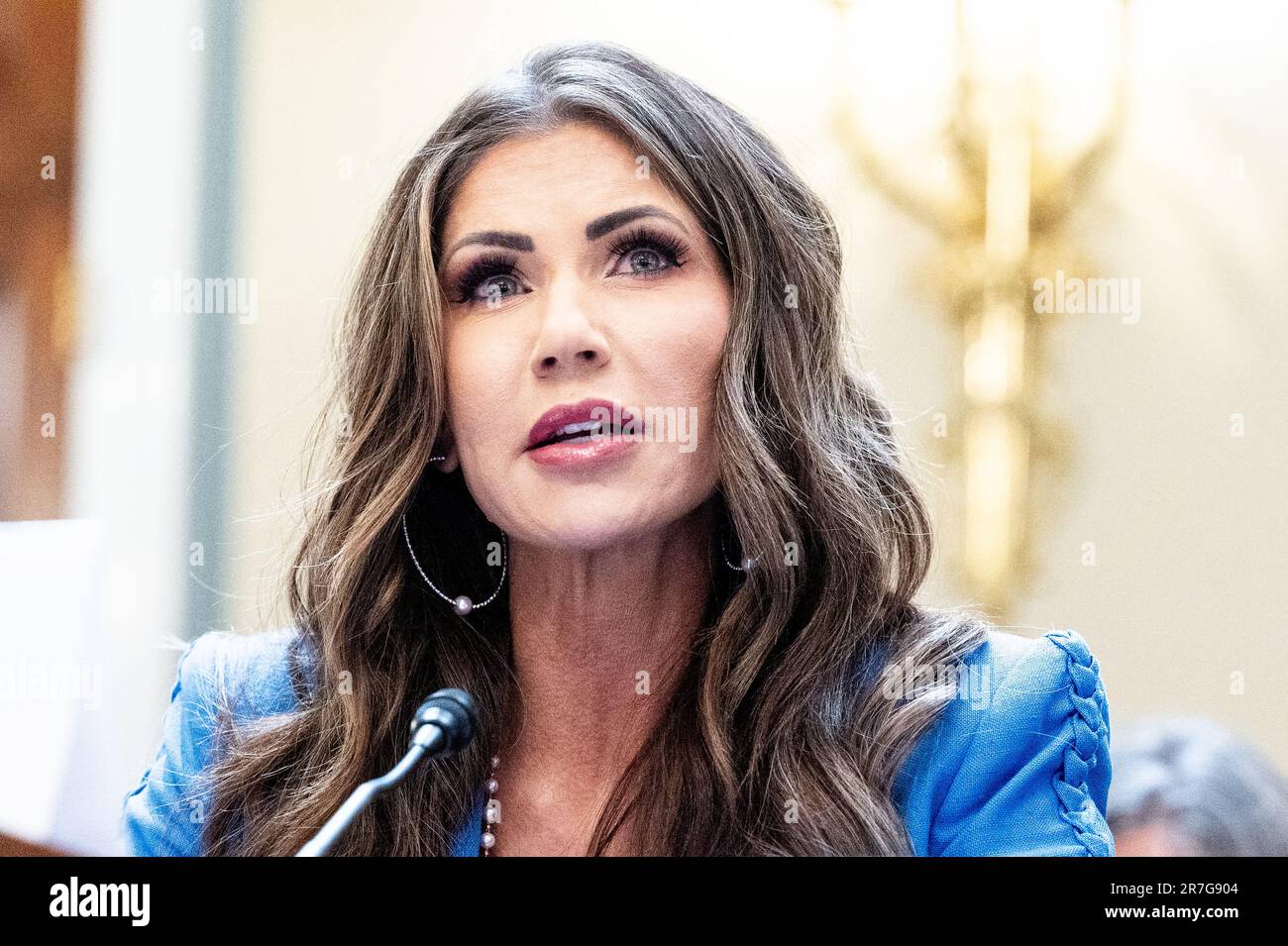 Governor noem hi-res stock photography and images - Alamy