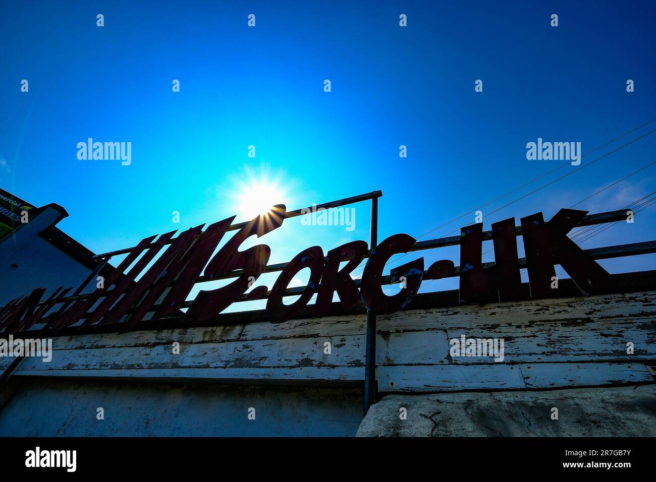 Cornish road signs hi-res stock photography and images - Alamy