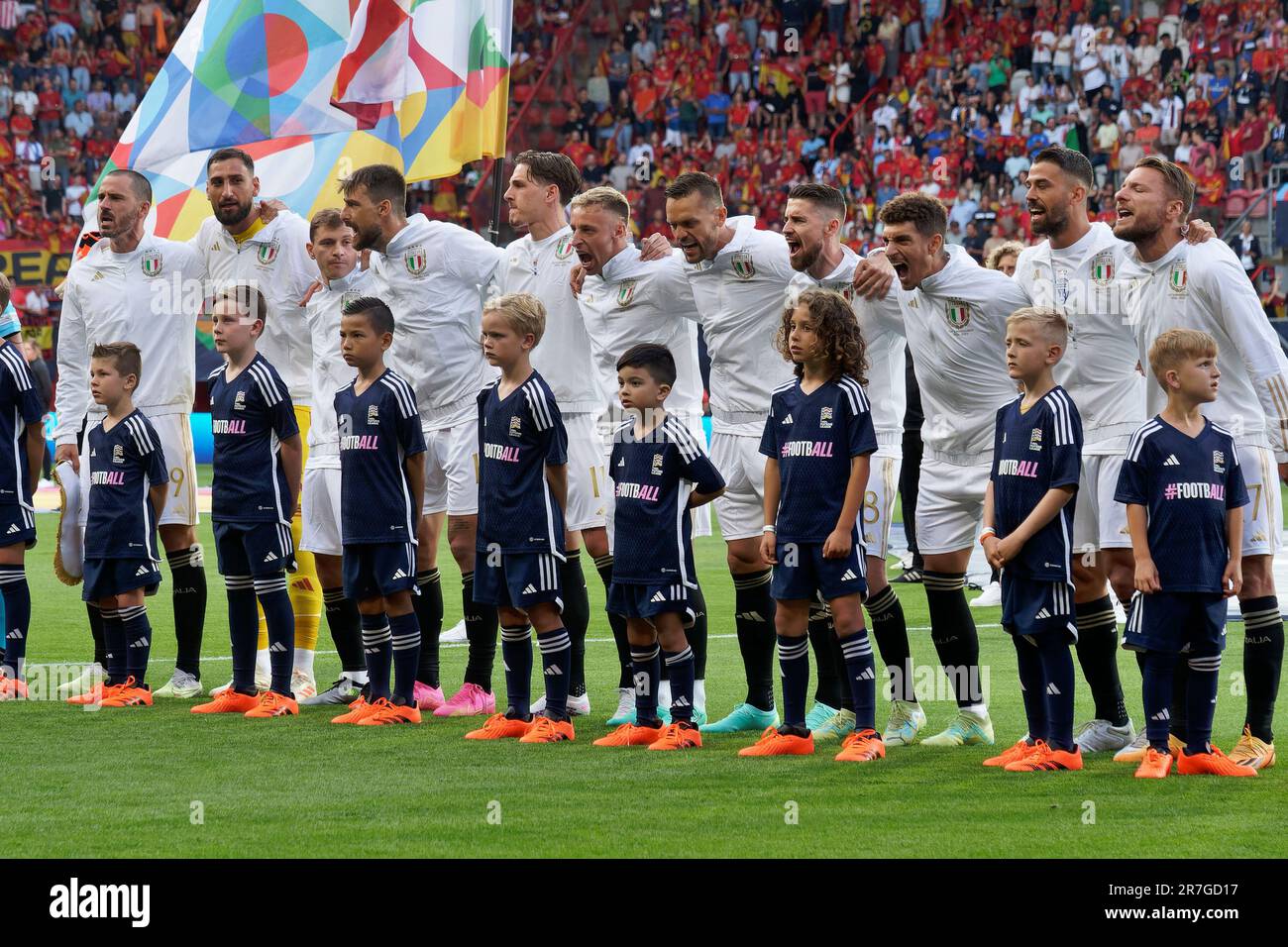 Enschede, Netherlands. 15th June, 2023. Players of Italy line up during ...