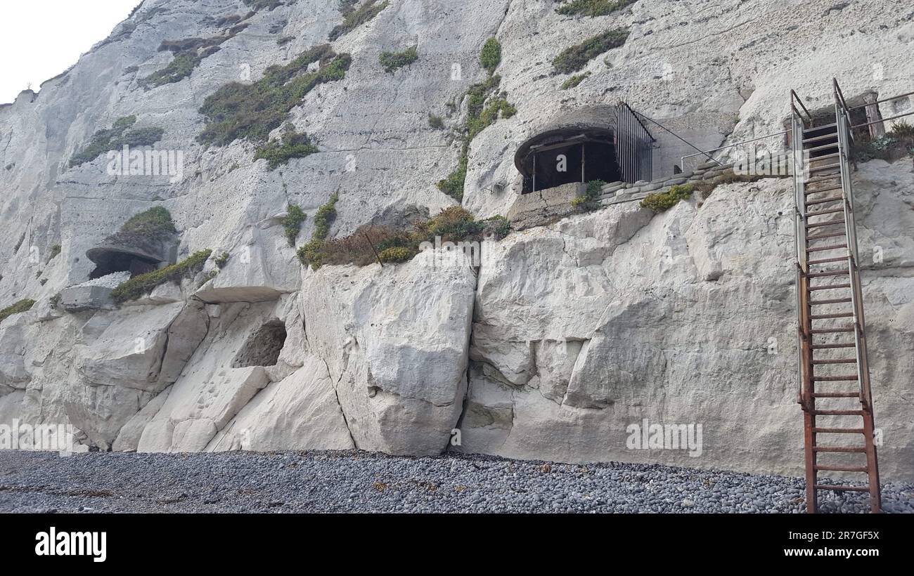 Dover, England - September 10, 2019: Langdon Bay Searchlight Batteries ...