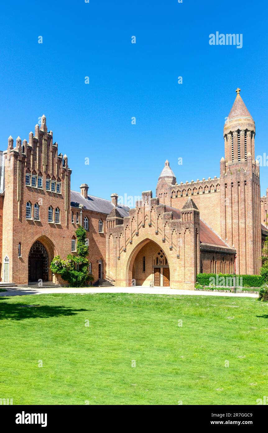 Quarr abbey hi-res stock photography and images - Alamy