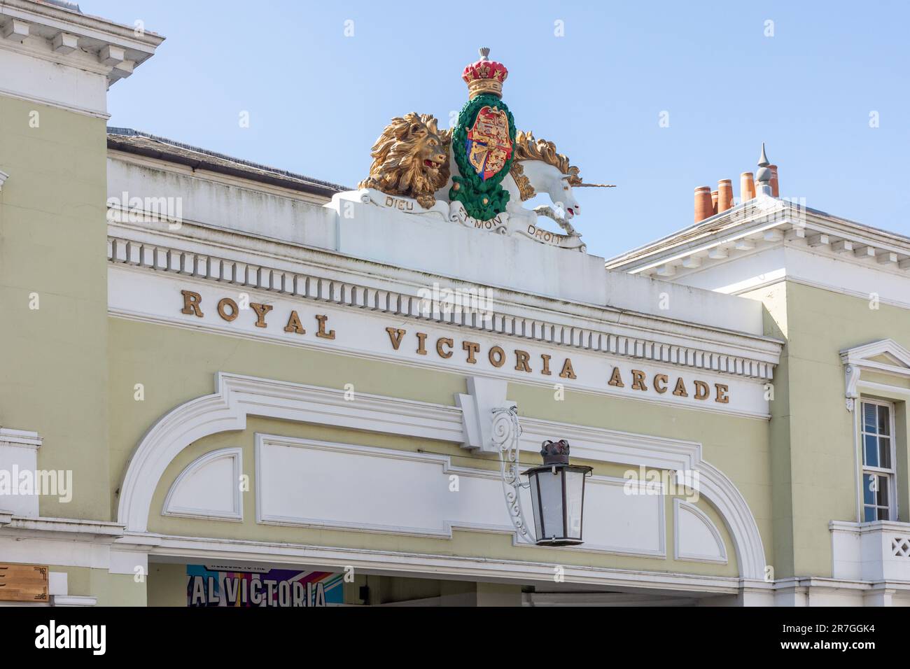 Arcade ryde hi-res stock photography and images - Alamy