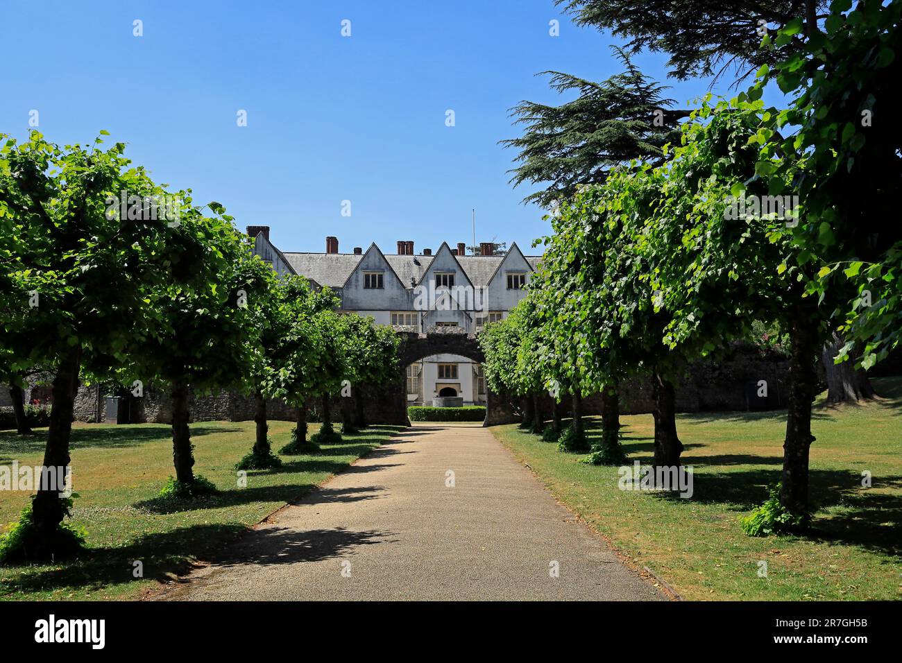St Fagans Castle - main house - The National History Museum of Wales ...