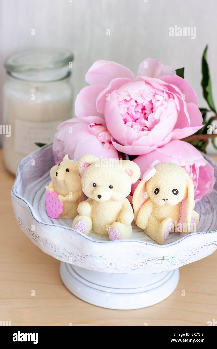 Cute edible teddy bear, bunny and hamster toys made of white chocolate ...